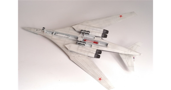 Russian Tu-160 Supersonic Bomber Model Kit