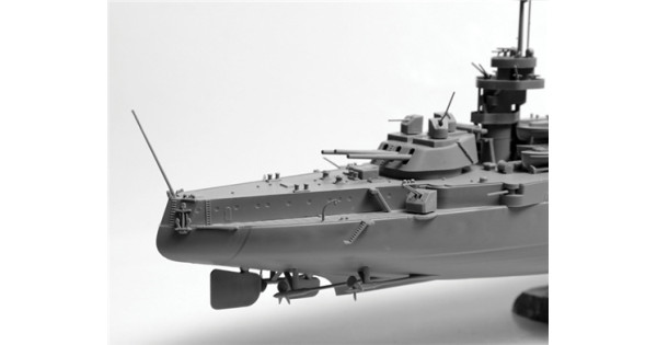Soviet Battleship Marat Scale Model Kit